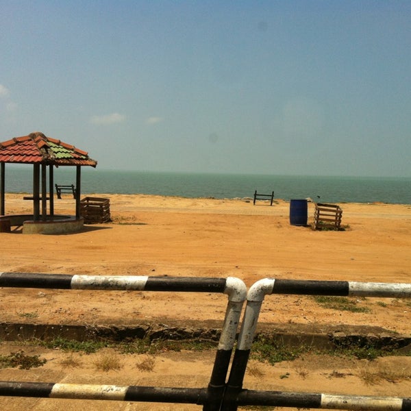Puttalam Lagoon - 2 tips from 139 visitors