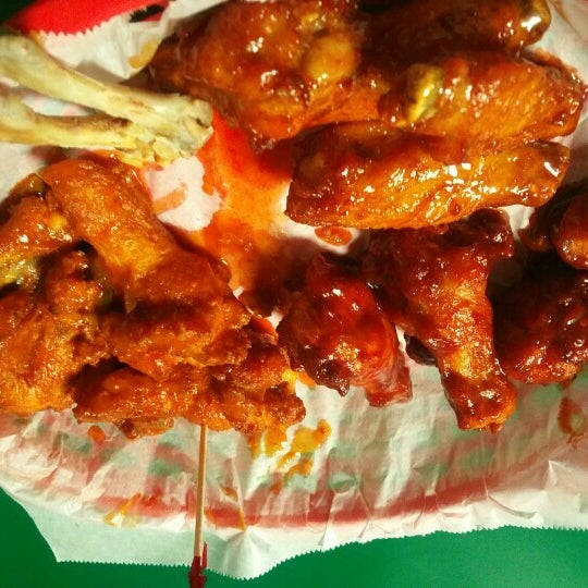 Sip N Spin - Sports Bar