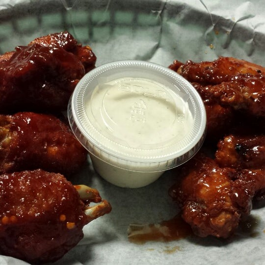 Sip N Spin - Sports Bar