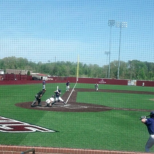 Richard "Itchy" Jones Stadium - Baseball Stadium in Carbondale