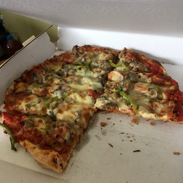 Volcano Pizza - Pizzeria