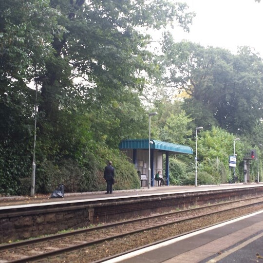 Jordanstown Railway Station - Jordanstown Road