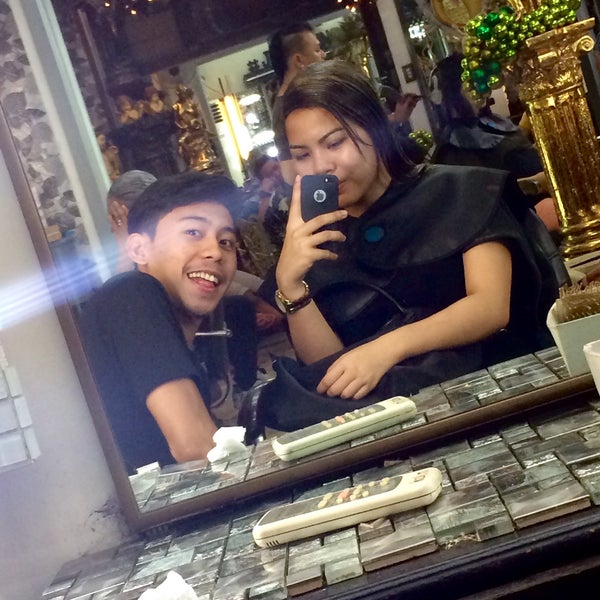 John Sunga Salon - 4 tips from 75 visitors