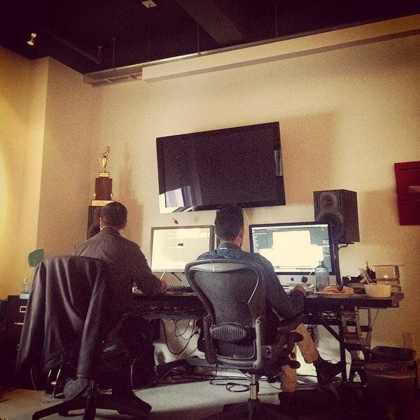 Method Studios - Chelsea - 218 W 18th St