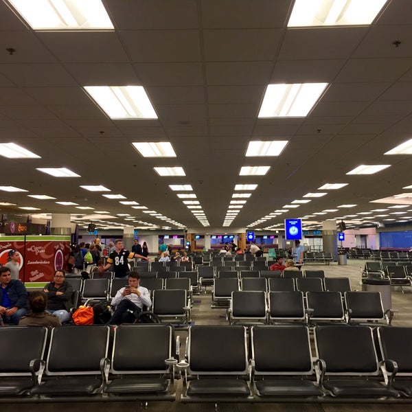Photos at Gate F16 - Miami International Airport - Miami International ...