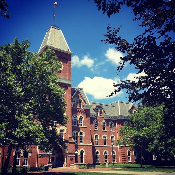 University Hall (UH) - College Academic Building in Columbus