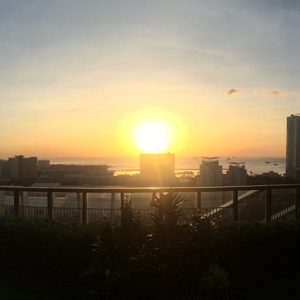 Roof Deck, Henry Sy. Building, DLSU-M - Malate - 0 tips