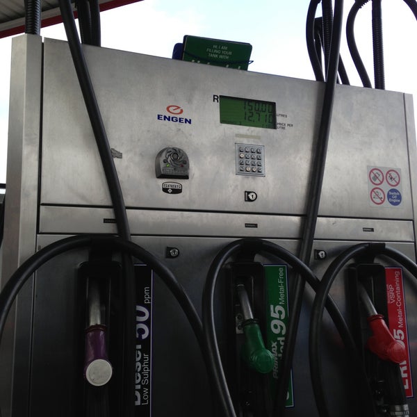 Engen Droomers Garage - Fuel Station