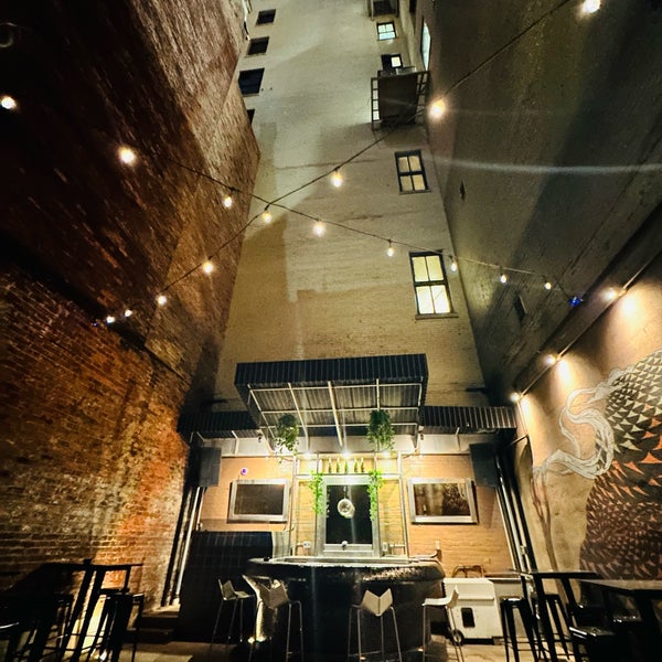 Righteous Room - Central Business District - 24 tips