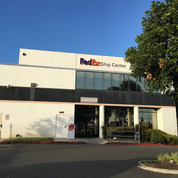 FedEx Ship Center - 2 tips