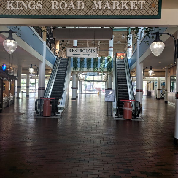 The Jacksonville Landing (Now Closed) - Shopping Mall in Jacksonville