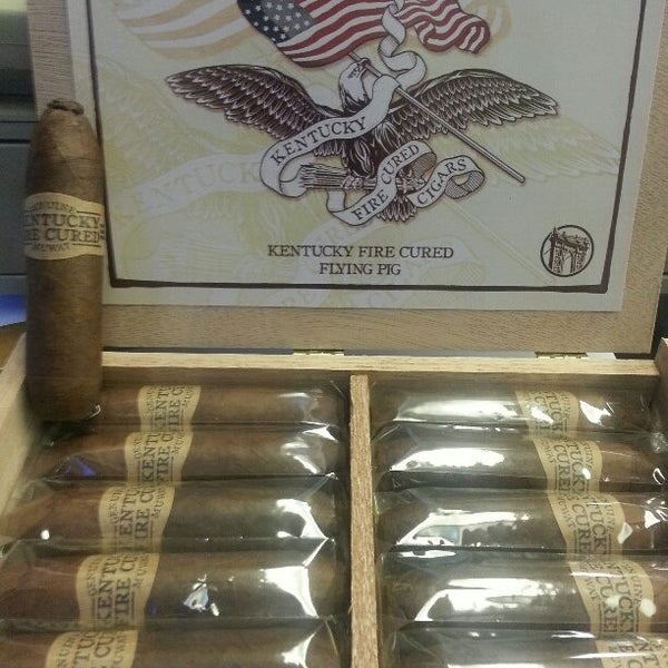Cigar Palace - Landmark - Van Dorn - 7 tips