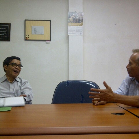 Ruang Rapat 2 (201, Borang) Gedung Z Politeknik UI - College Academic ...