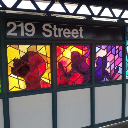 Photos at MTA Subway - 219th St (2/5) - Metro Station in Williamsbridge