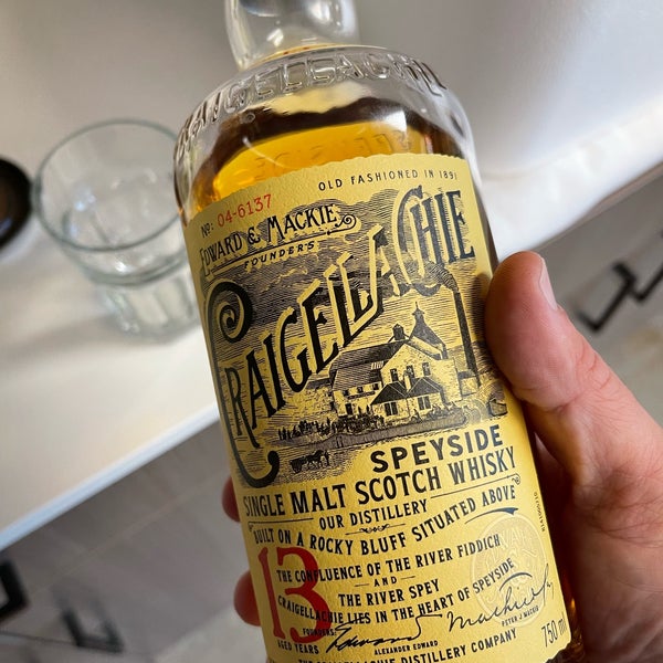 Salish Inn - 4 visitors