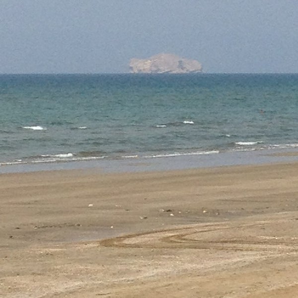 Qurum Beach - 13 tips