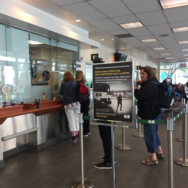 Photos at Union Station GO Bus Terminal - Entertainment District ...