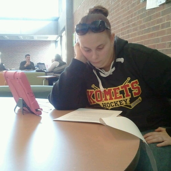 UW Parkside Greenquist Hall - College Math Building