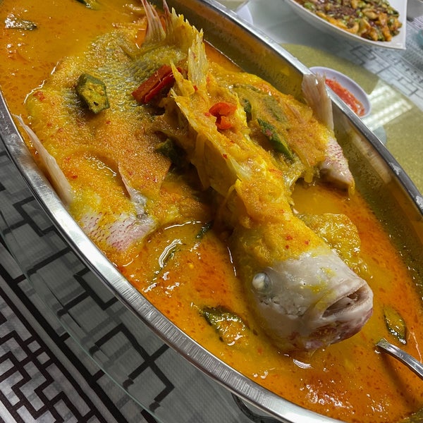 LaLa Chong Seafood Restaurant - Seafood Restaurant in Petaling Jaya