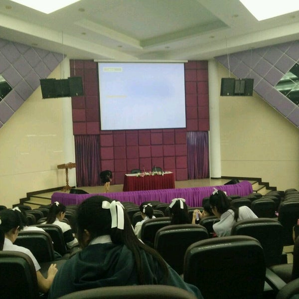 ห้องประชุมเธียเตอร์ อาคารเฉลิมฯ 80 พรรษา @ RMUTL Lampang - College ...