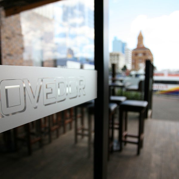 Provedor - Bar in Central Business District