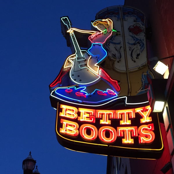 Betty Boots - 321 Broadway