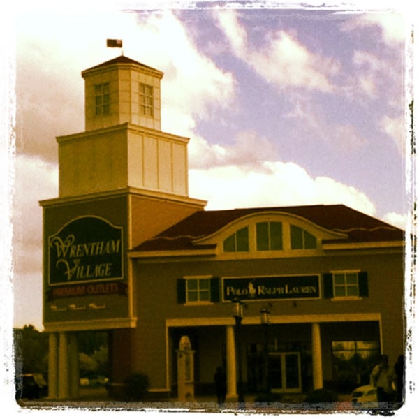 Wrentham Village Premium Outlets - 1 Premium Outlet Blvd