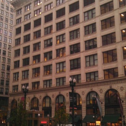 DePaul University Loop Campus Bookstore - College Bookstore in Chicago