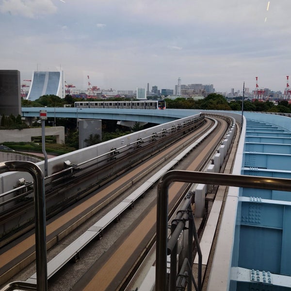 台場駅 (Daiba Sta.) (U07) - Light Rail Station in 港区