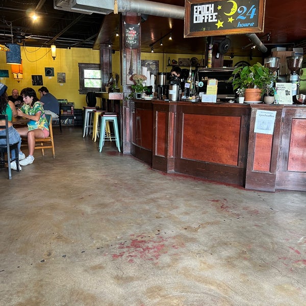 Epoch Coffee - North Loop - 127 tips