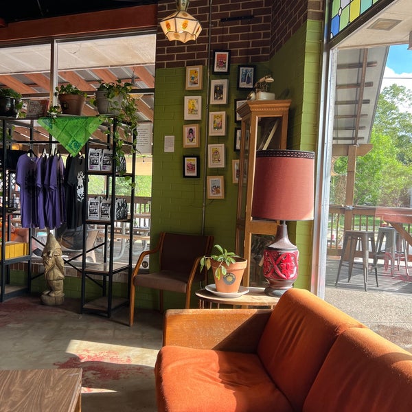 Epoch Coffee - North Loop - 127 tips