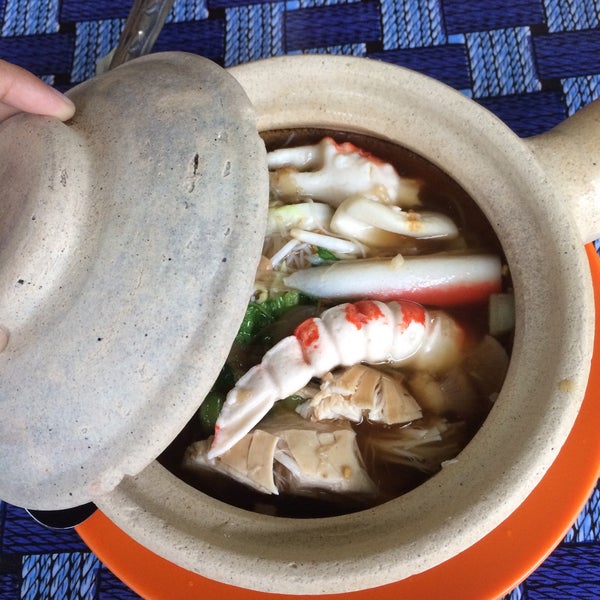 Kak Yam Mee Cambol Special & Masakan Panas (Now Closed) - Tumpat, Kelantan