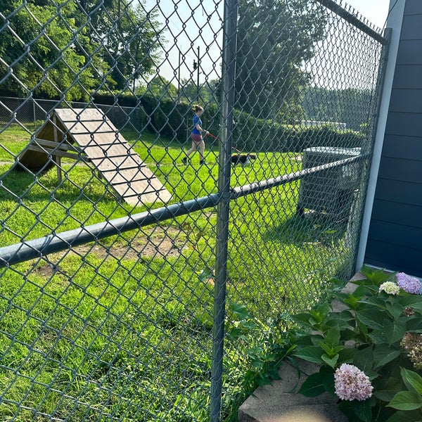 Dog Eaze Inn - 1 tip from 33 visitors