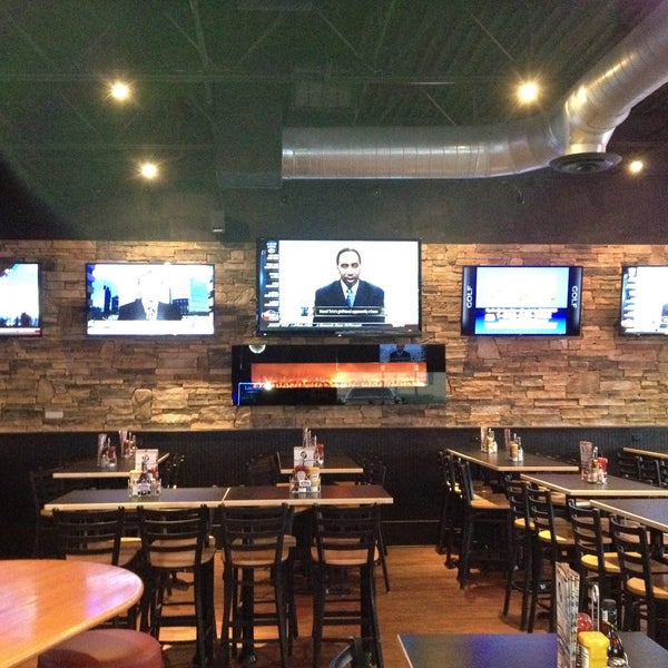 Hamilton's Pub - 4866 Thompson Rd