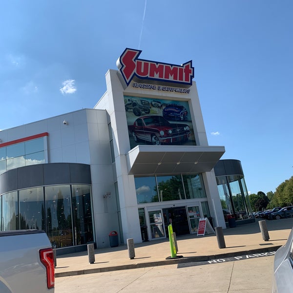 Summit Racing Equipment - 6 tips from 1275 visitors