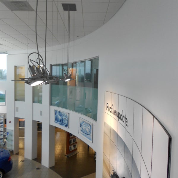 Metro Volkswagen - 2035 W Airport Fwy