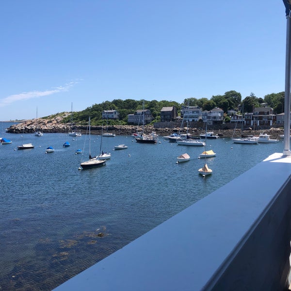 7th Wave Restaurant - 7 Tuna Wharf