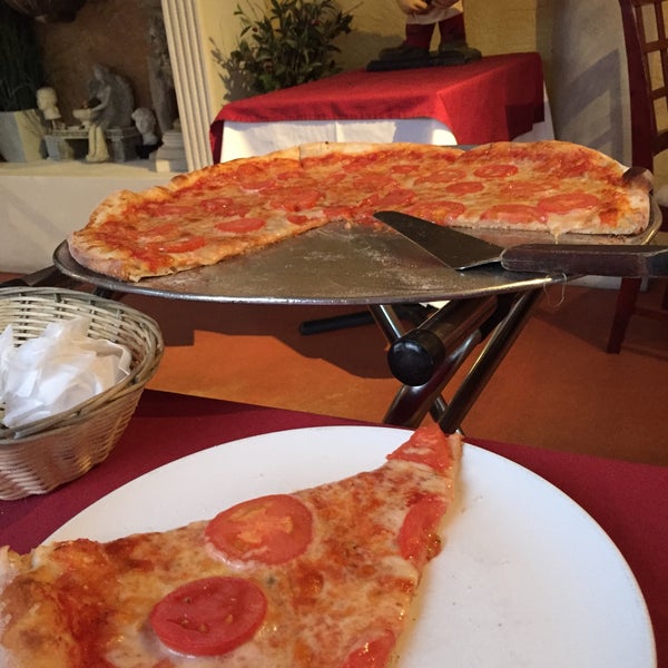 Petrillo's Pizzaria - Italian Restaurant