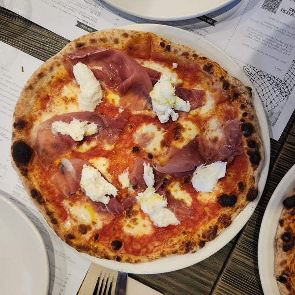 D.O.C. Pizza & Mozzarella Bar - Carlton, VIC