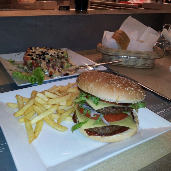 Meating - Μυτιλήνη, Λέσβος