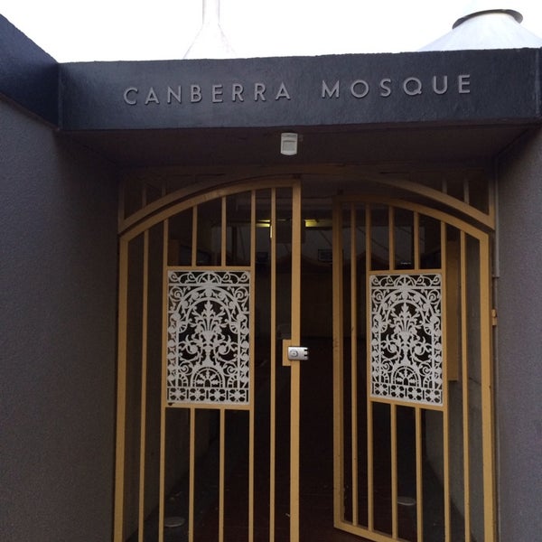 Canberra Mosque - 2 tips