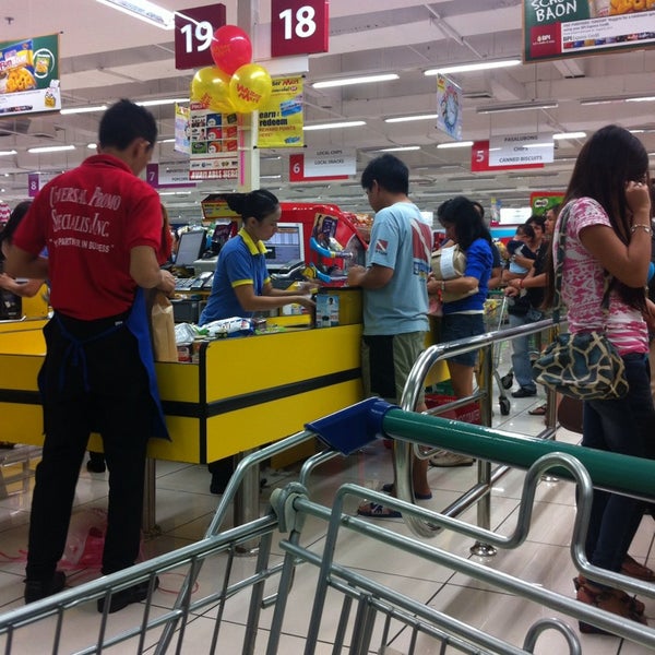 Walter Mart Supermarket - Market in Makati