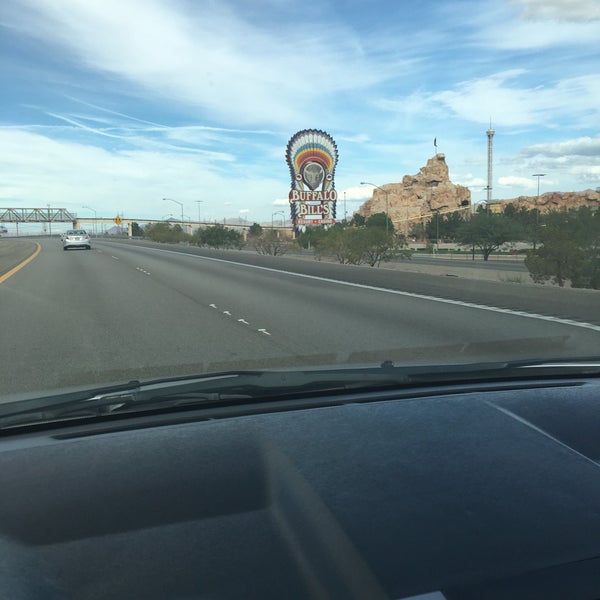 California/Nevada State Border - Border Crossing