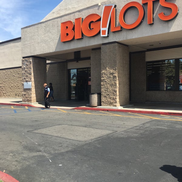 Big Lots - Big Box Store in Santa Ana
