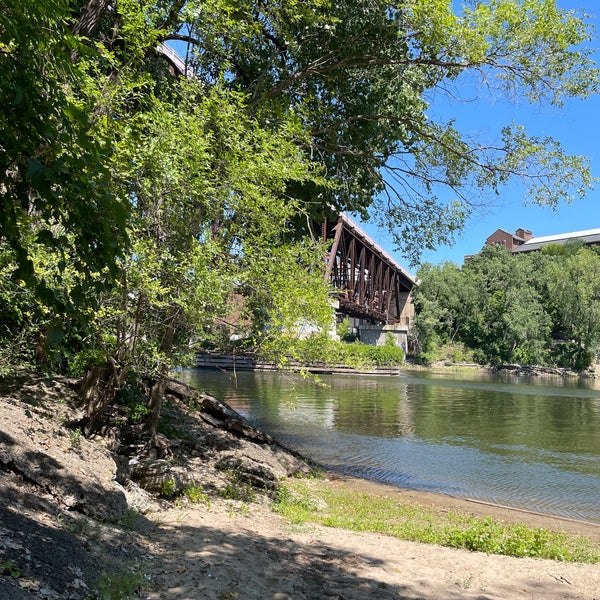 Northern Pacific Bridge Number 9 - Bridge in Cedar-Riverside