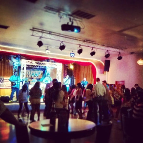 Opera House Saloon - Bar in Roseville