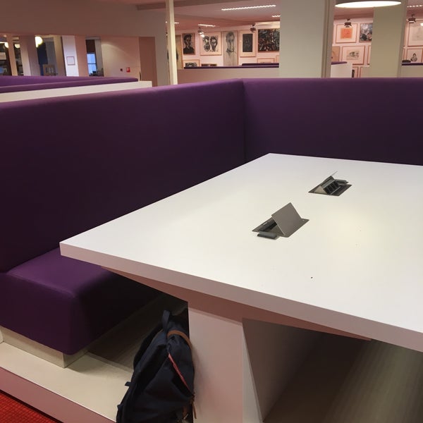 Bibliotheek - College Library in Drienerveld-Universiteit Twente
