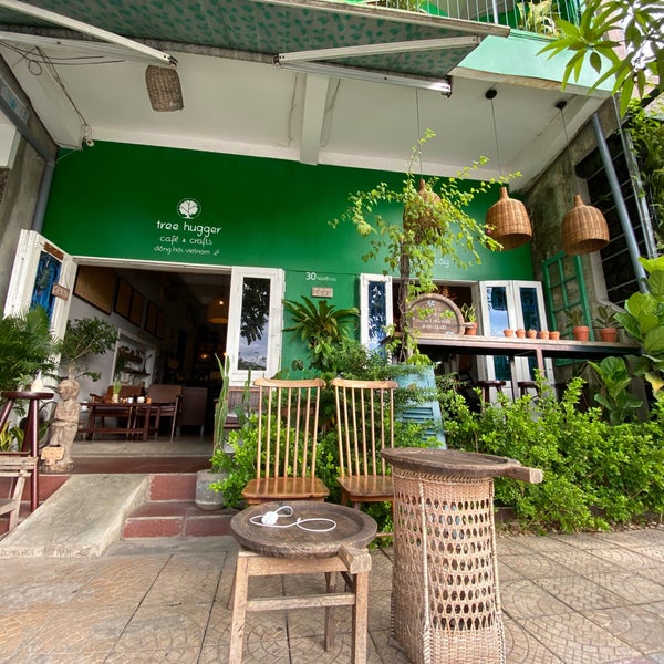 Tree Hugger Cafe - Đồng Hới, Tỉnh Quảng Bình