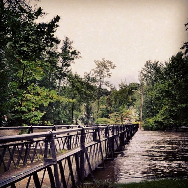 Footbridge Park - Park in Blairstown