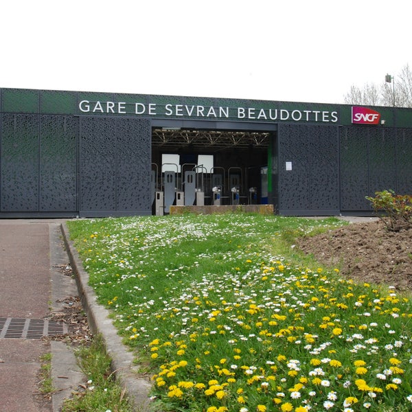 RER Sevran Beaudottes [B] - 1 tip from 445 visitors
